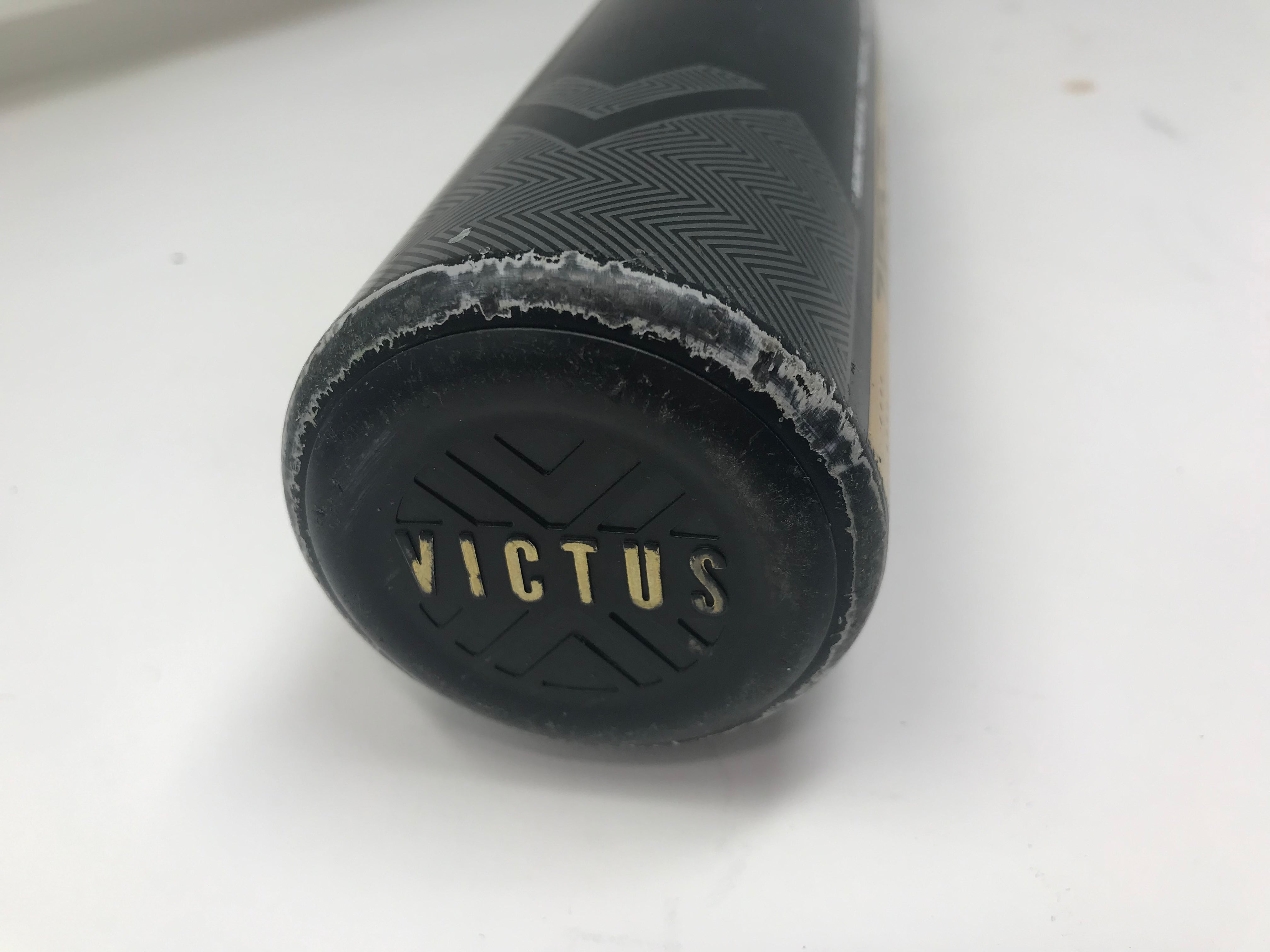Used Victus Sports Vandal Gold -5 2 5/8 30/25 1 Piece Alloy Black/Gold ...
